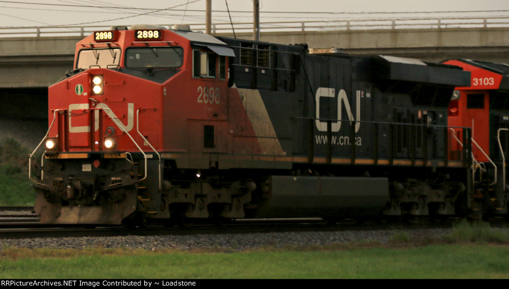CN 2898